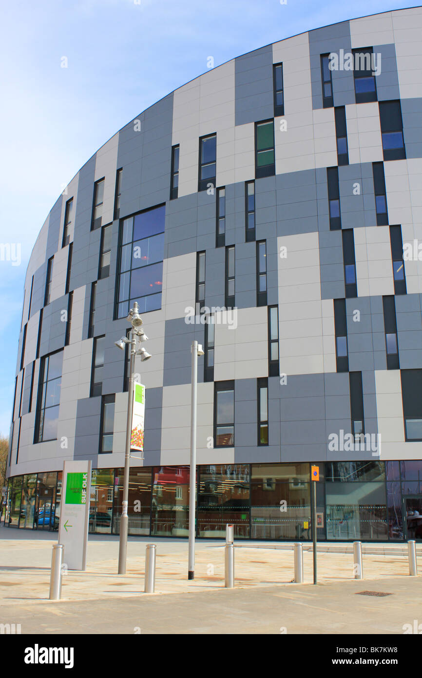 University Campus Suffolk Waterfront building at Neptune Quay in ...