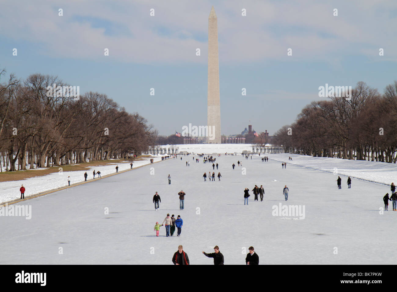 Frozen dc landmarks hi-res stock photography and images - Alamy