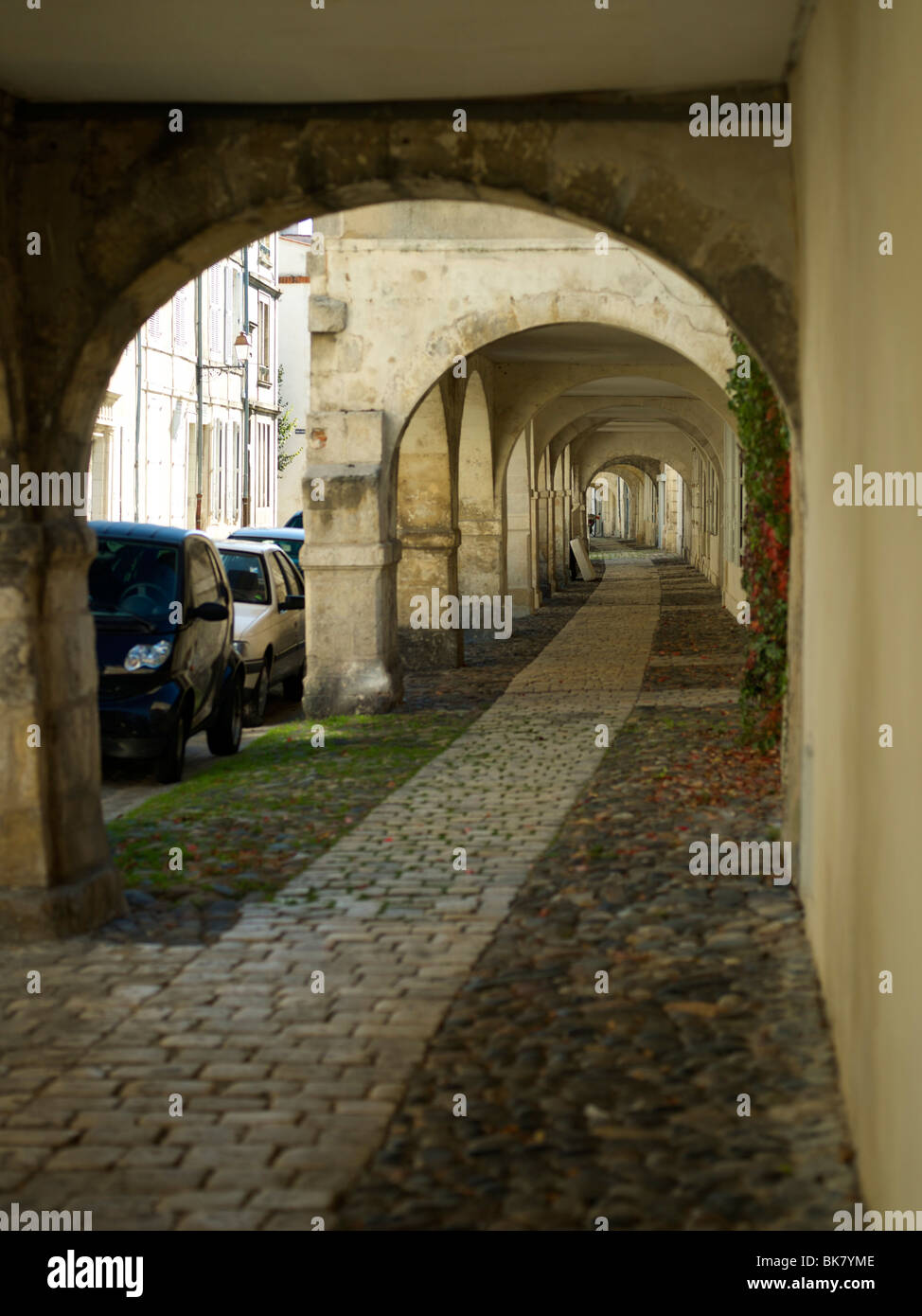 Arched Walkway High Resolution Stock Photography and Images - Alamy