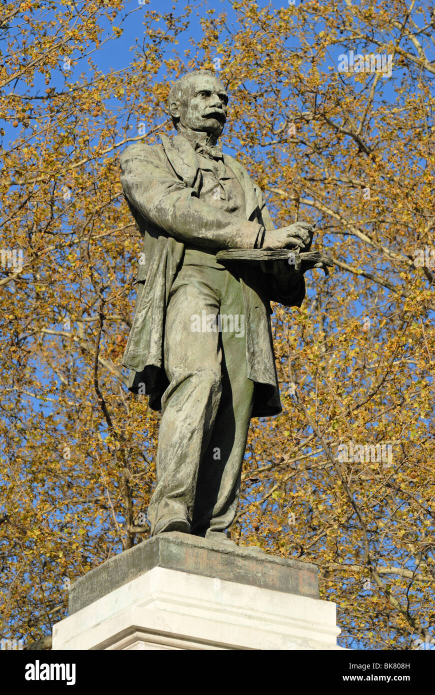 Claudio moyano statue hi-res stock photography and images - Alamy