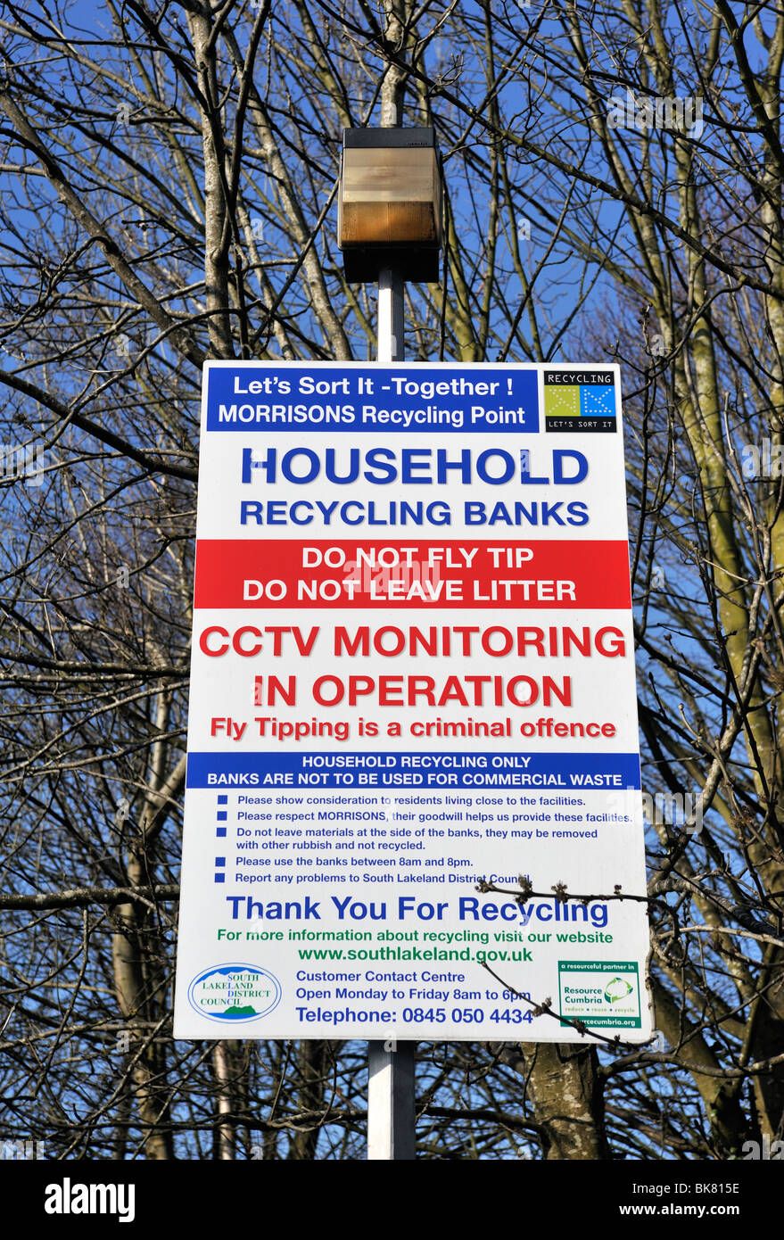 Fly tipping notice hi-res stock photography and images - Alamy