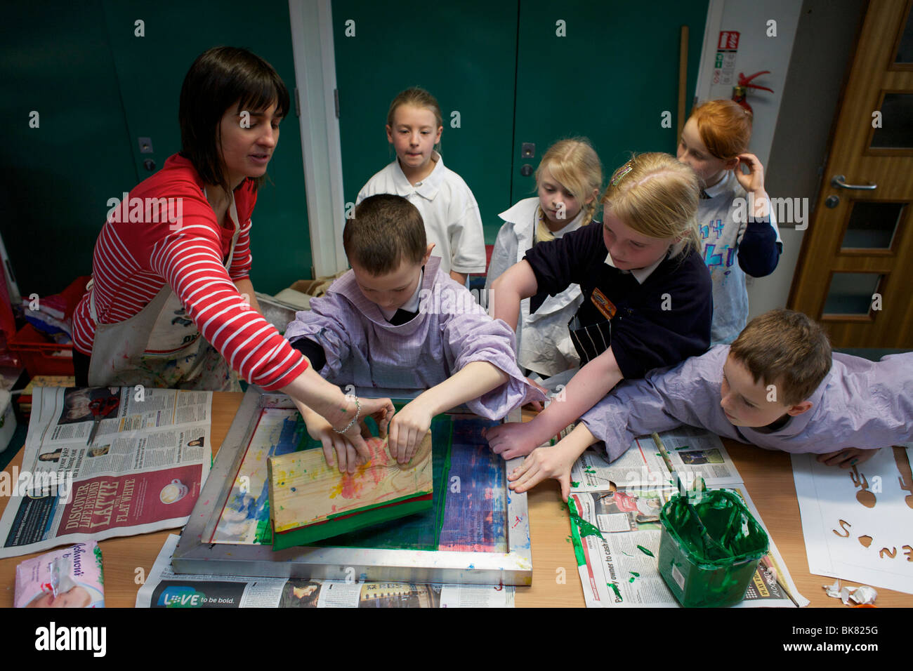 School Children being taught Screen Printing Stock Photo - Alamy