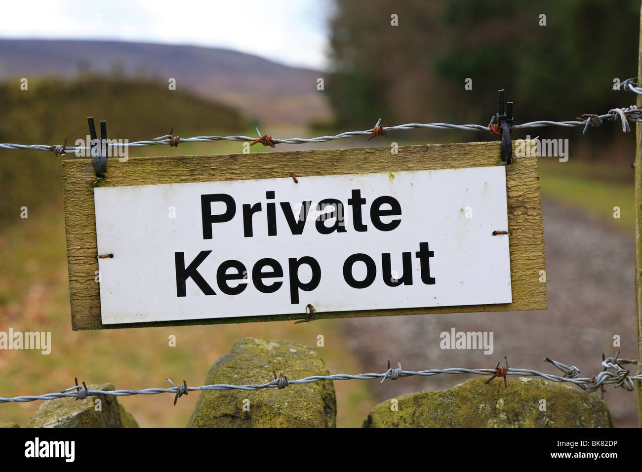 Private keep out sign, Langsett, South Yorkshire, Peak District ...