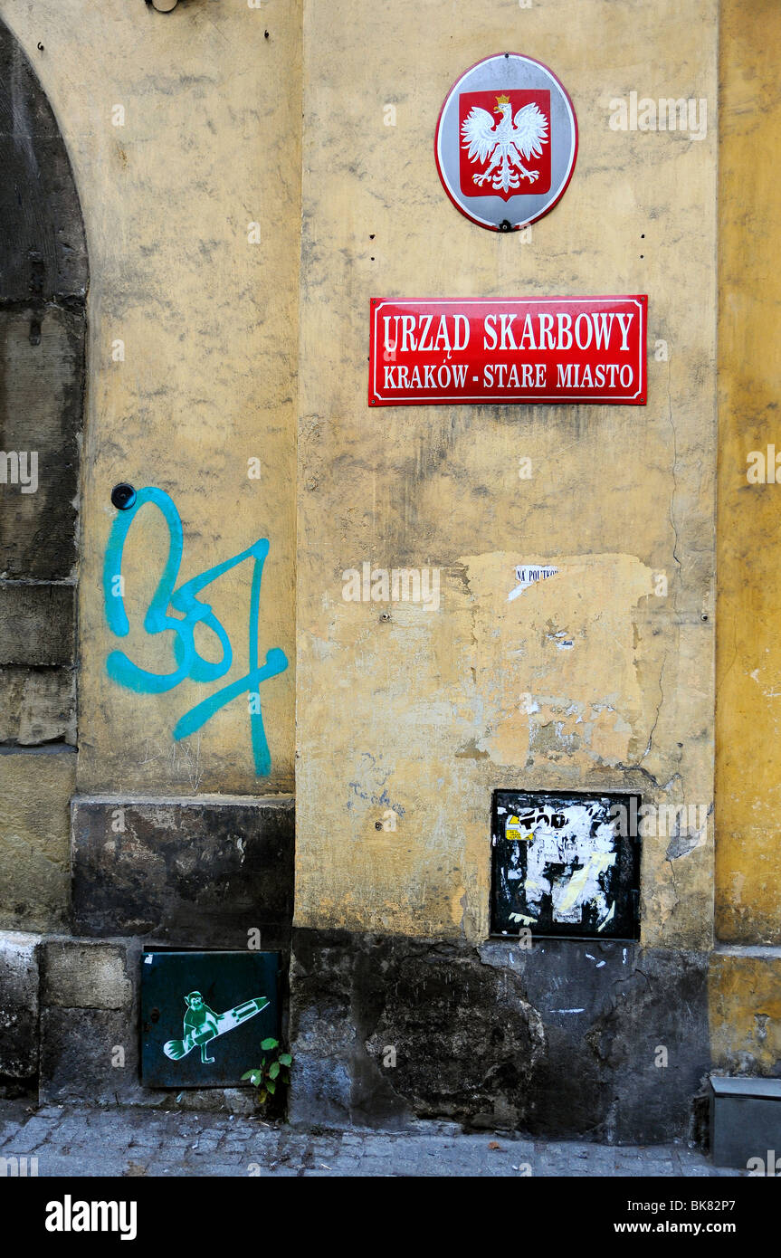 Graffiti Street Signs Paint High Resolution Stock Photography and ...