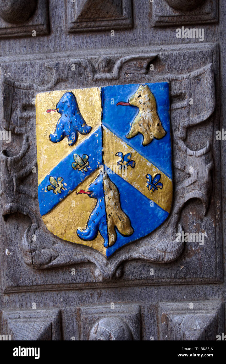 Main gate into the Bodleian Library, Oxford showing heraldic carvings ...
