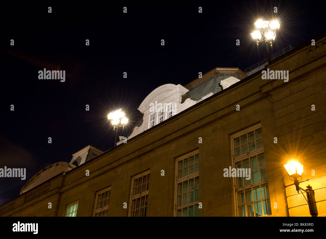 Night time scene in Montreal, Canada Stock Photo - Alamy