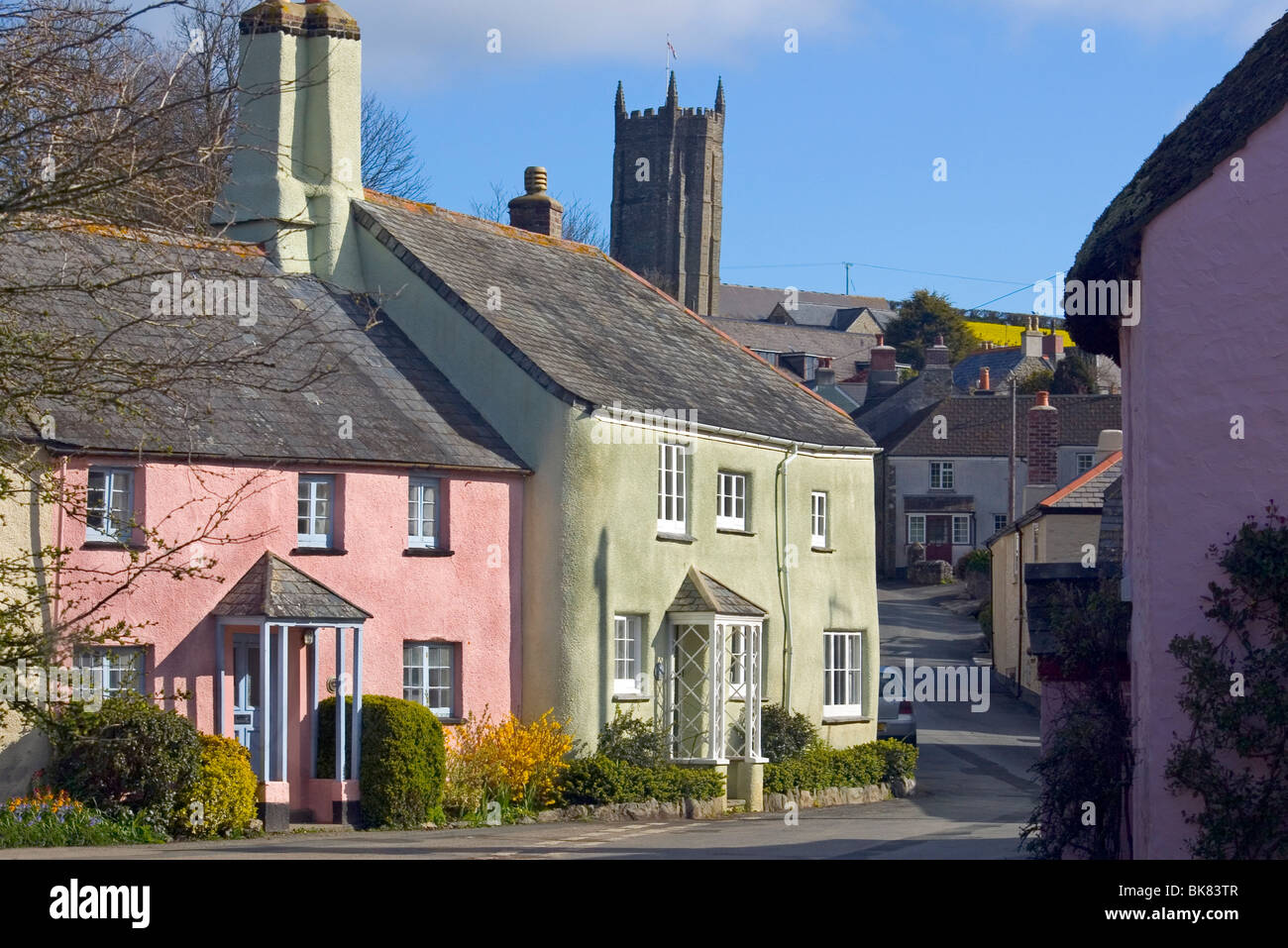 South pool devon hi-res stock photography and images - Alamy