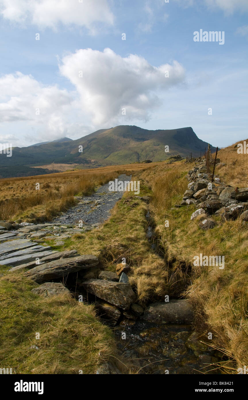 Mynydd Drws-y-coed and Y Garn (Nantlle Ridge), Snowdonia, North Wales ...