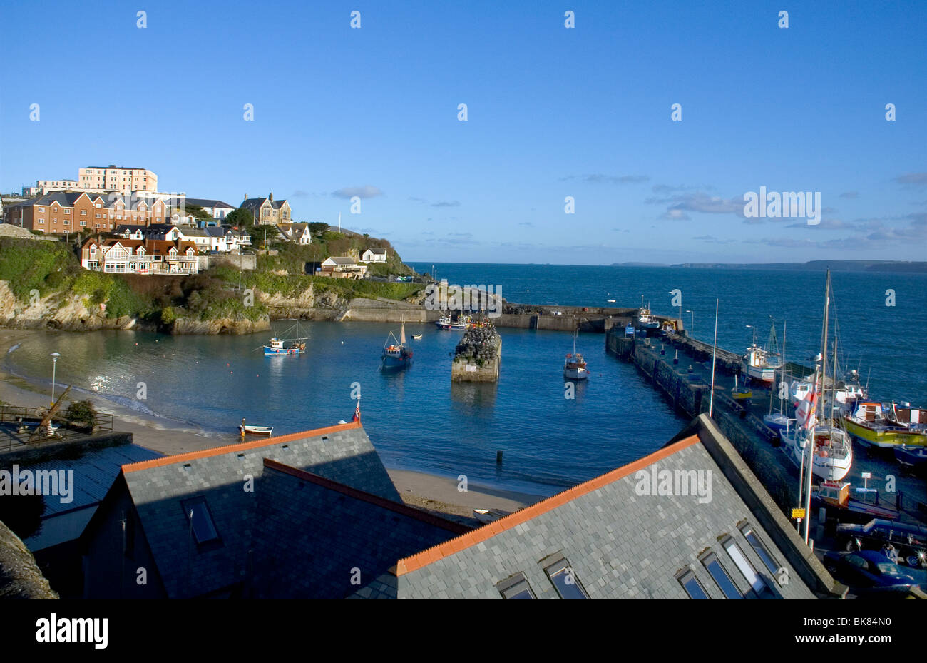 Newquay harbour cornwall cornish hi-res stock photography and images ...