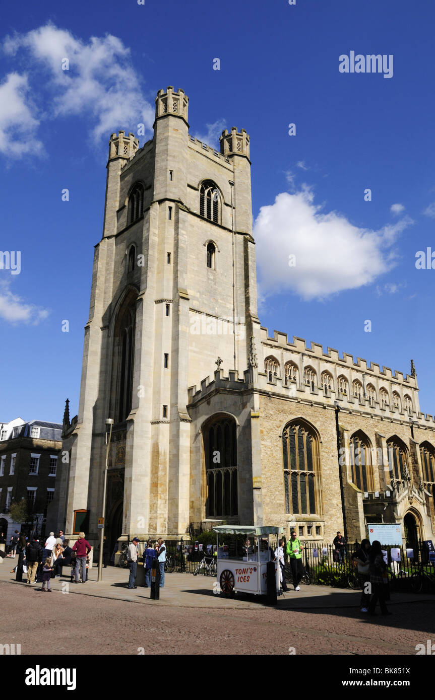 Cambridge church of england hi-res stock photography and images - Alamy