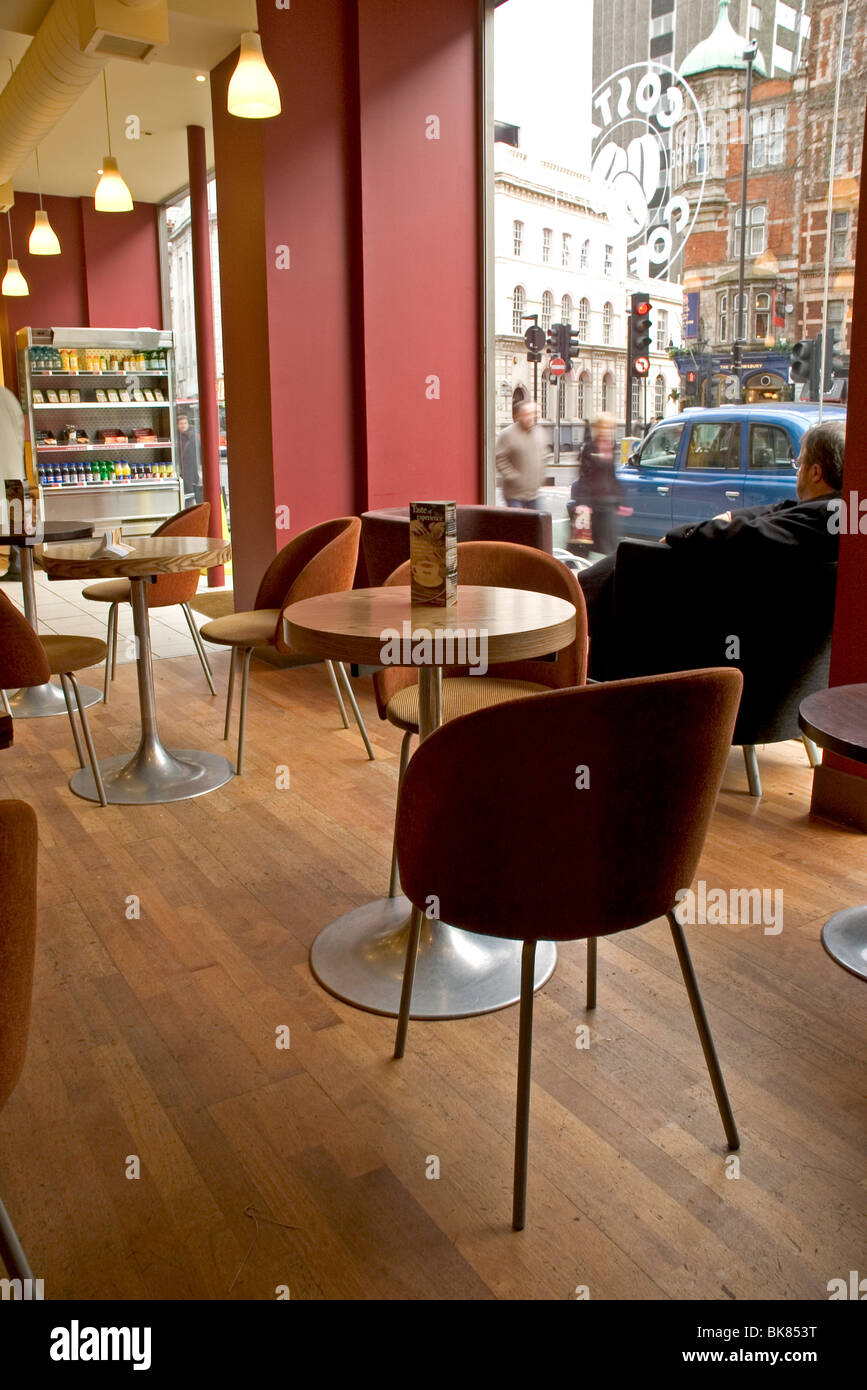 Eating and drinking london hi-res stock photography and images - Alamy