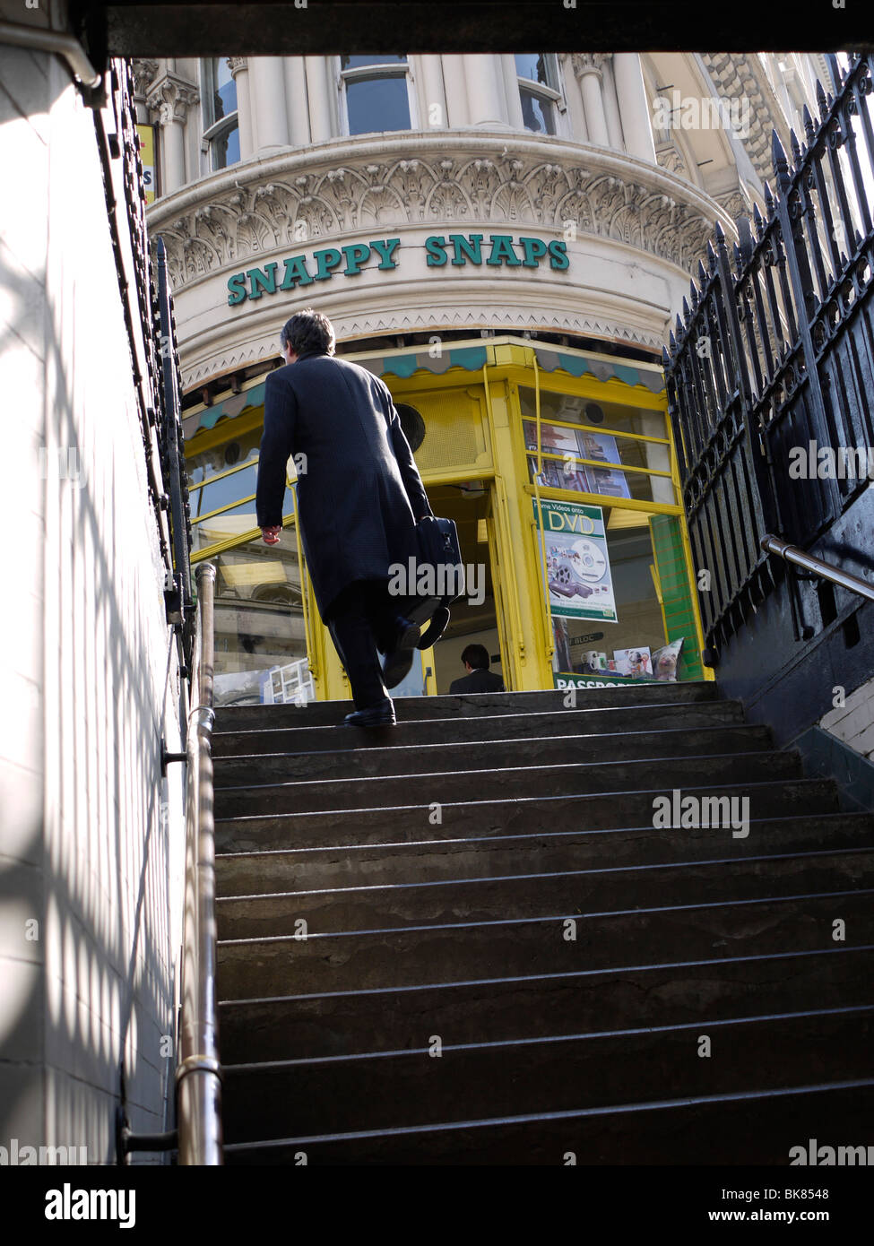 Snappy snaps london hi-res stock photography and images - Alamy