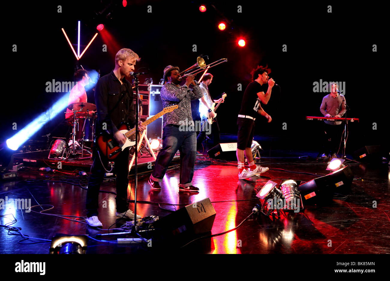 Pop band performing at the BBC Television Studios Stock Photo - Alamy