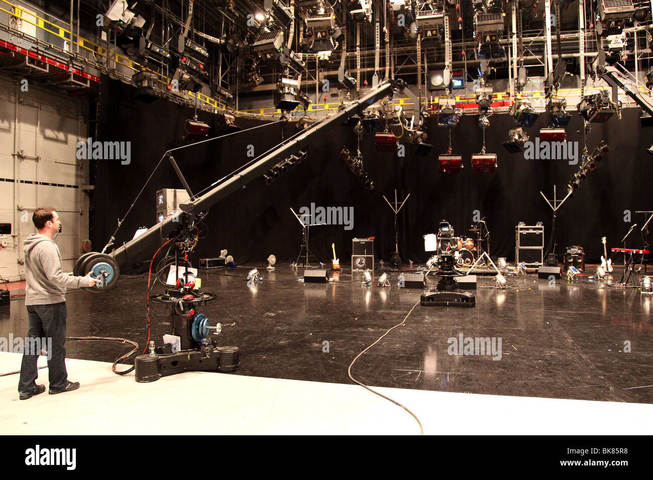 Behind the scenes filming studio hi-res stock photography and images - Alamy