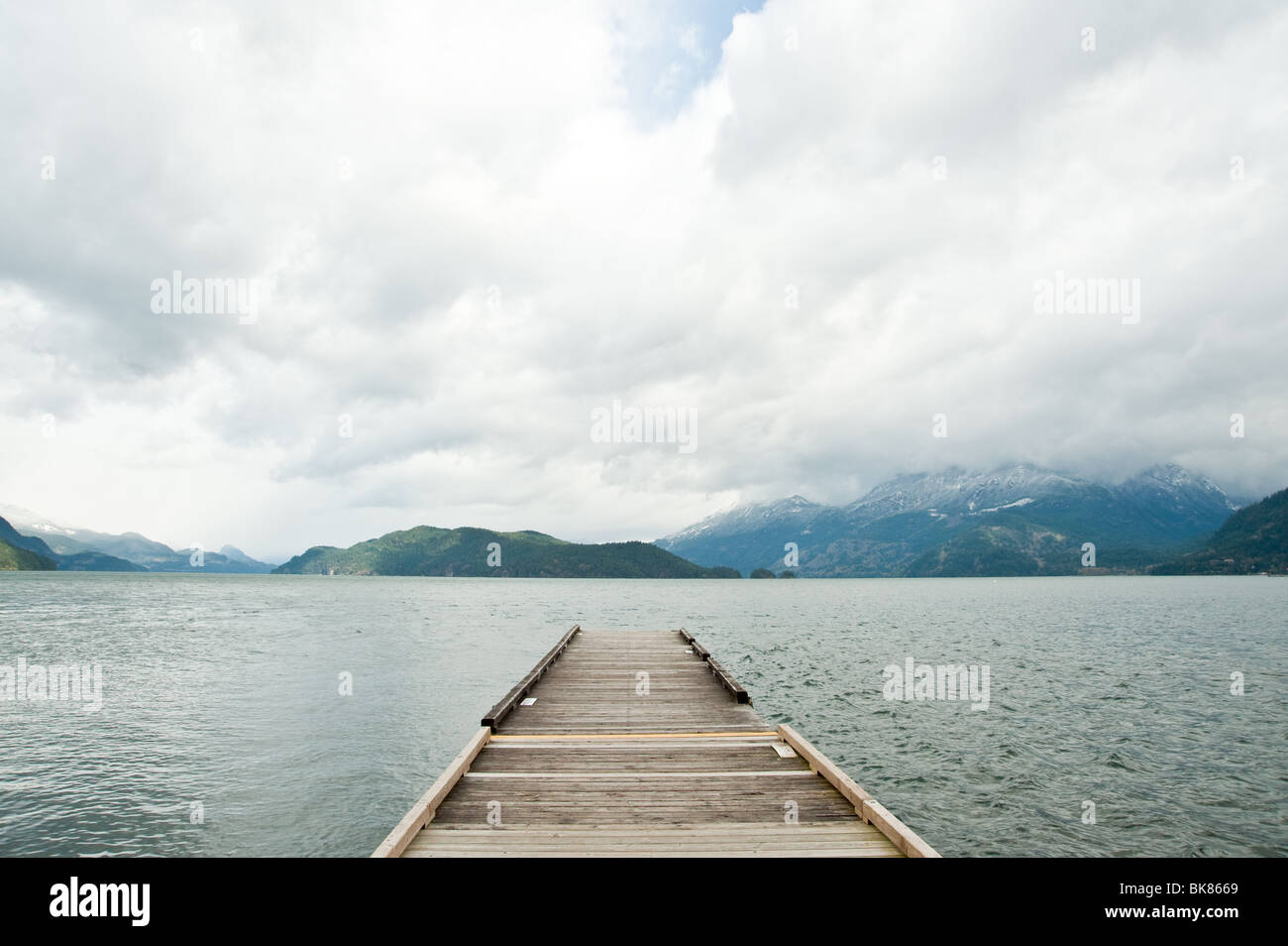 Cloudy dock hi-res stock photography and images - Alamy