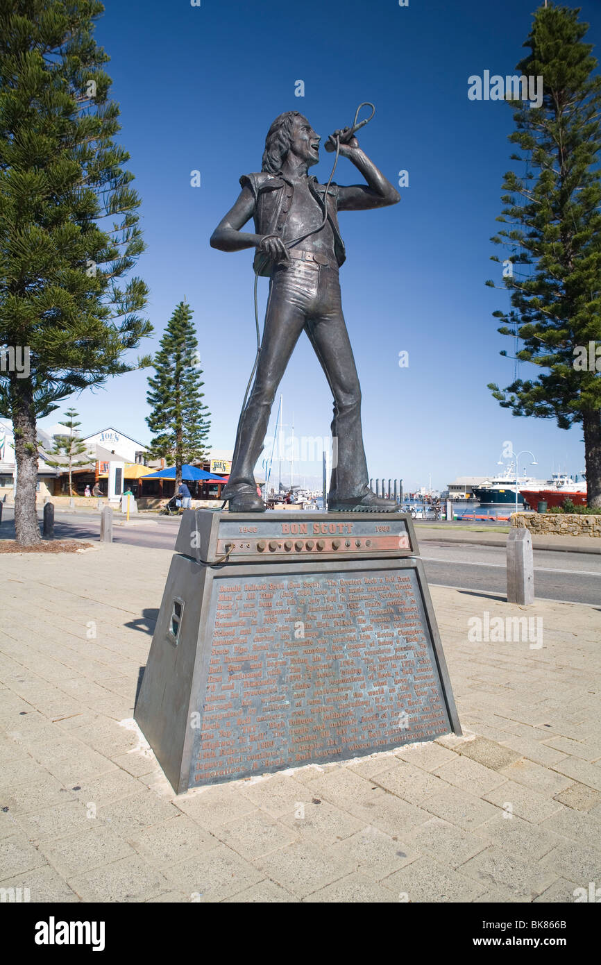 Statue of original AC/DC lead singer, Bon Scott, at the Fremantle ...