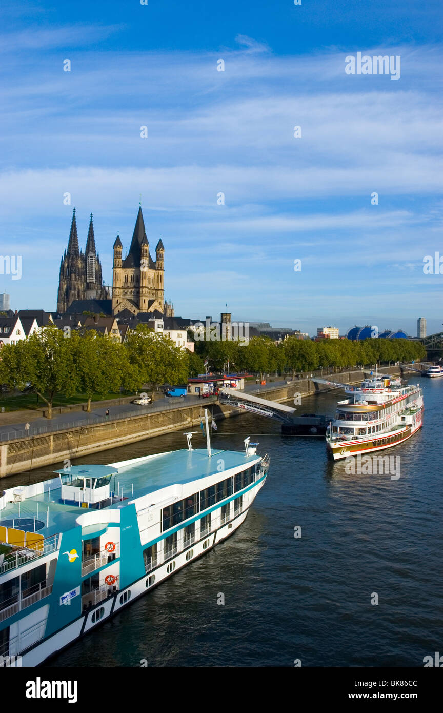 Cologne, Dom & Tour Boats Stock Photo - Alamy