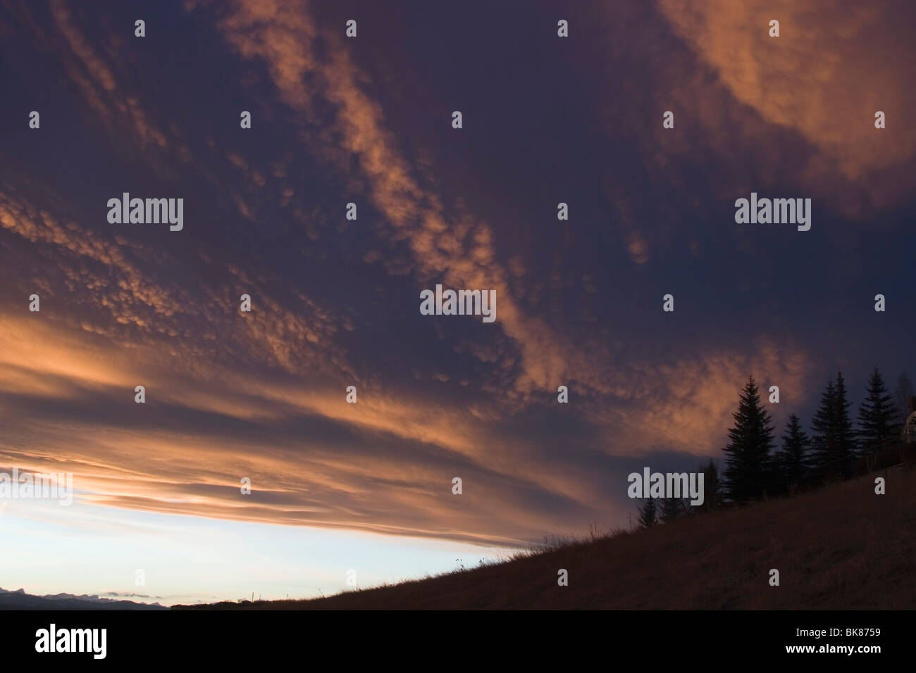 Chinook clouds hi-res stock photography and images - Alamy