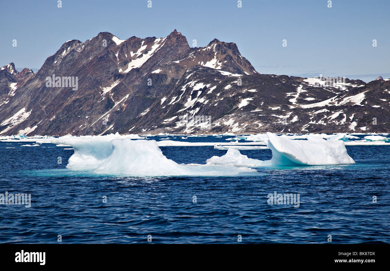 Eisberg im sermilig hi-res stock photography and images - Alamy