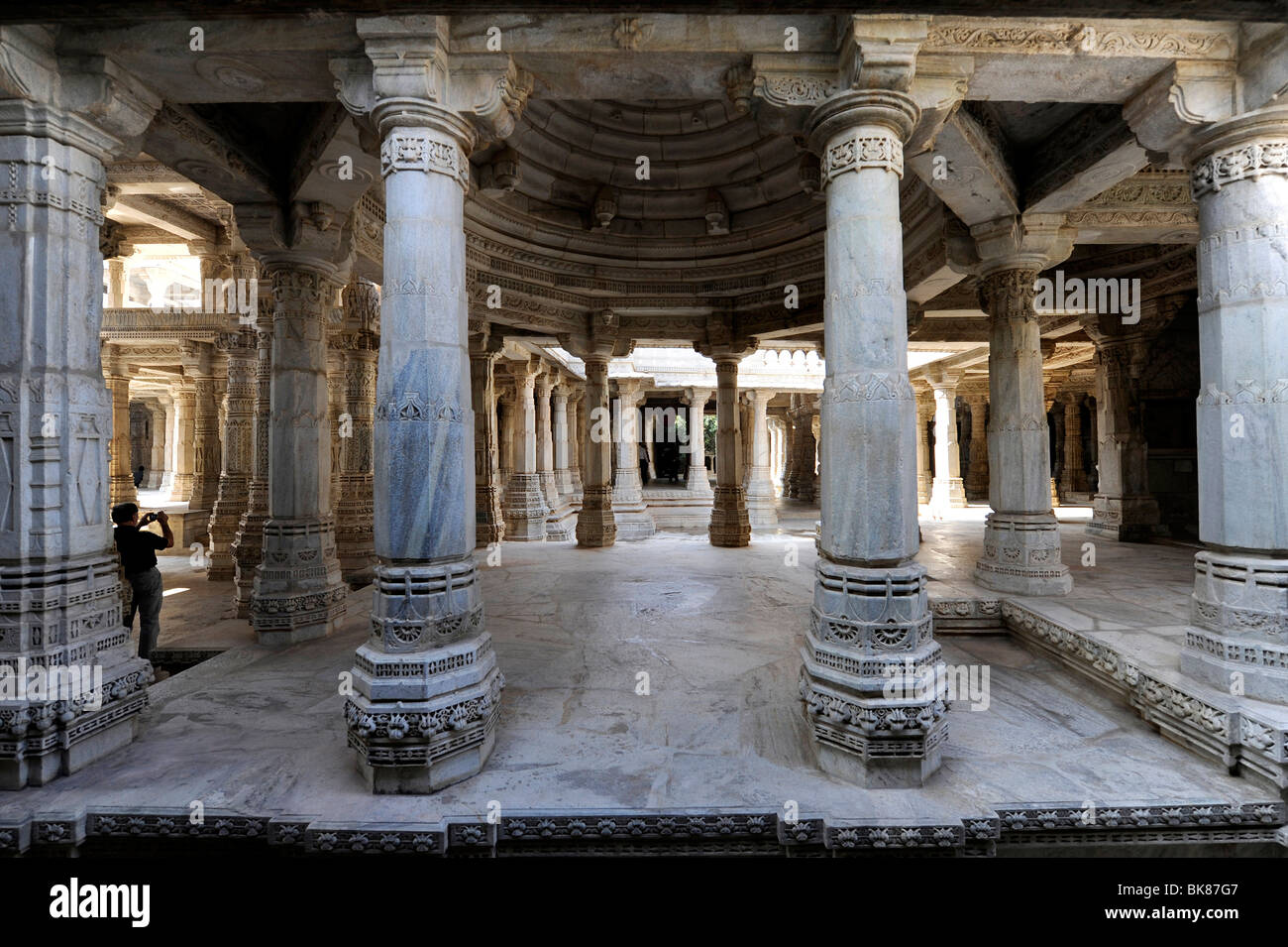 Seth Anandji Kalayanji Pedhi, Jain temple complex, Adinatha Temple ...