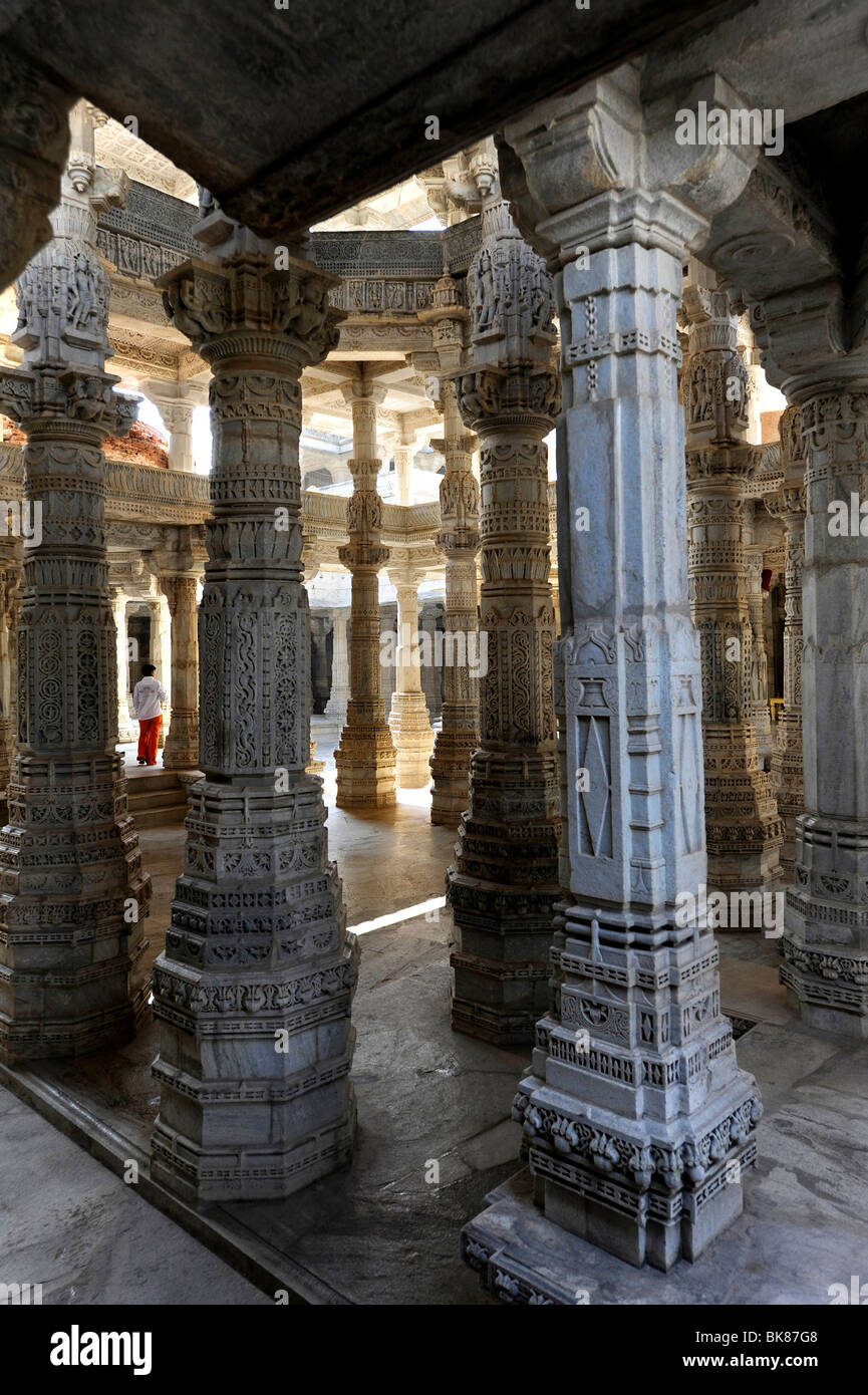 Temple portico hi-res stock photography and images - Alamy