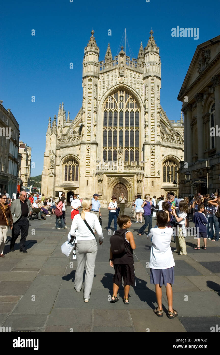 Bath Abbey Courtyard Stock Photo - Alamy