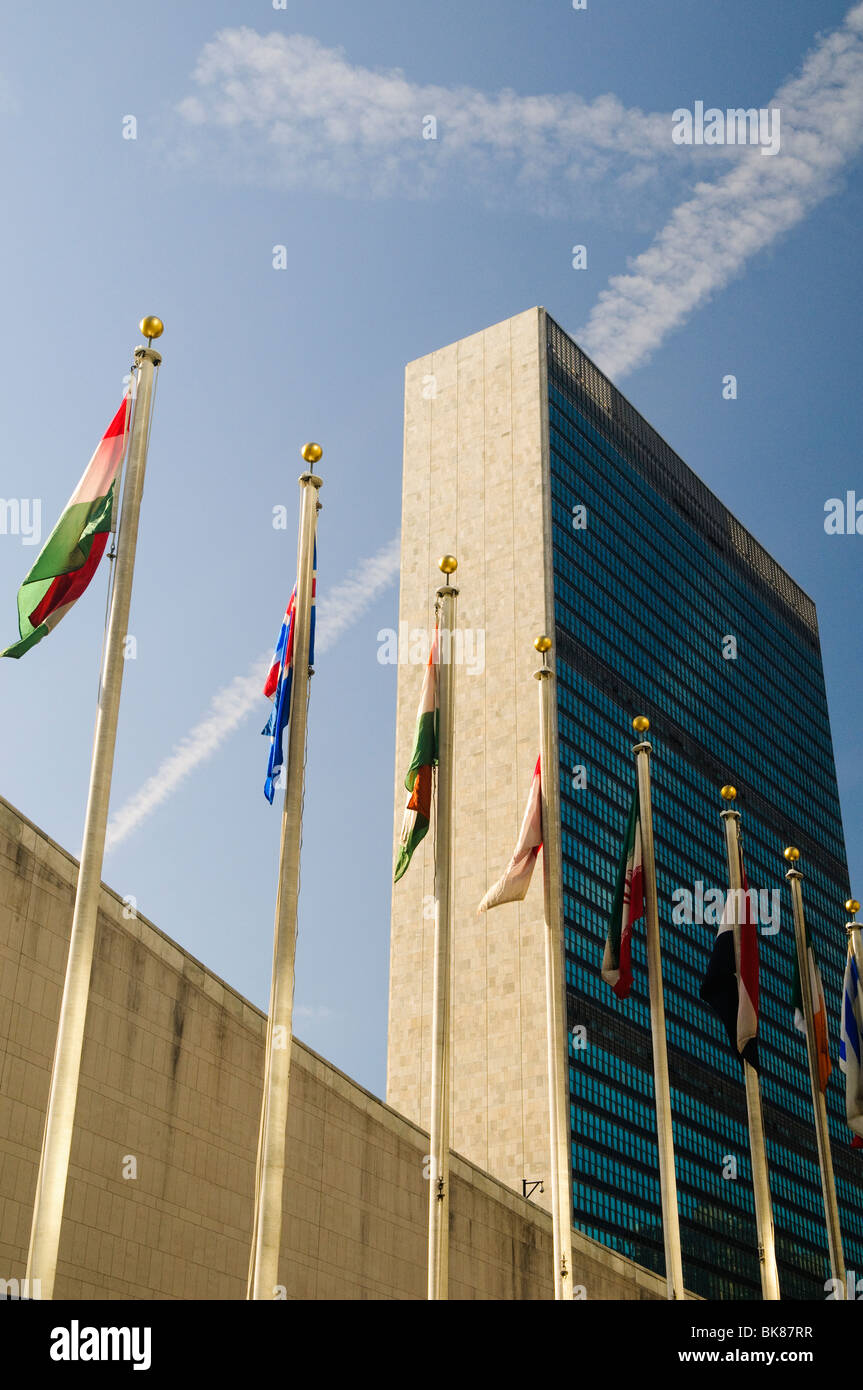 United nations headquarters hi-res stock photography and images - Alamy