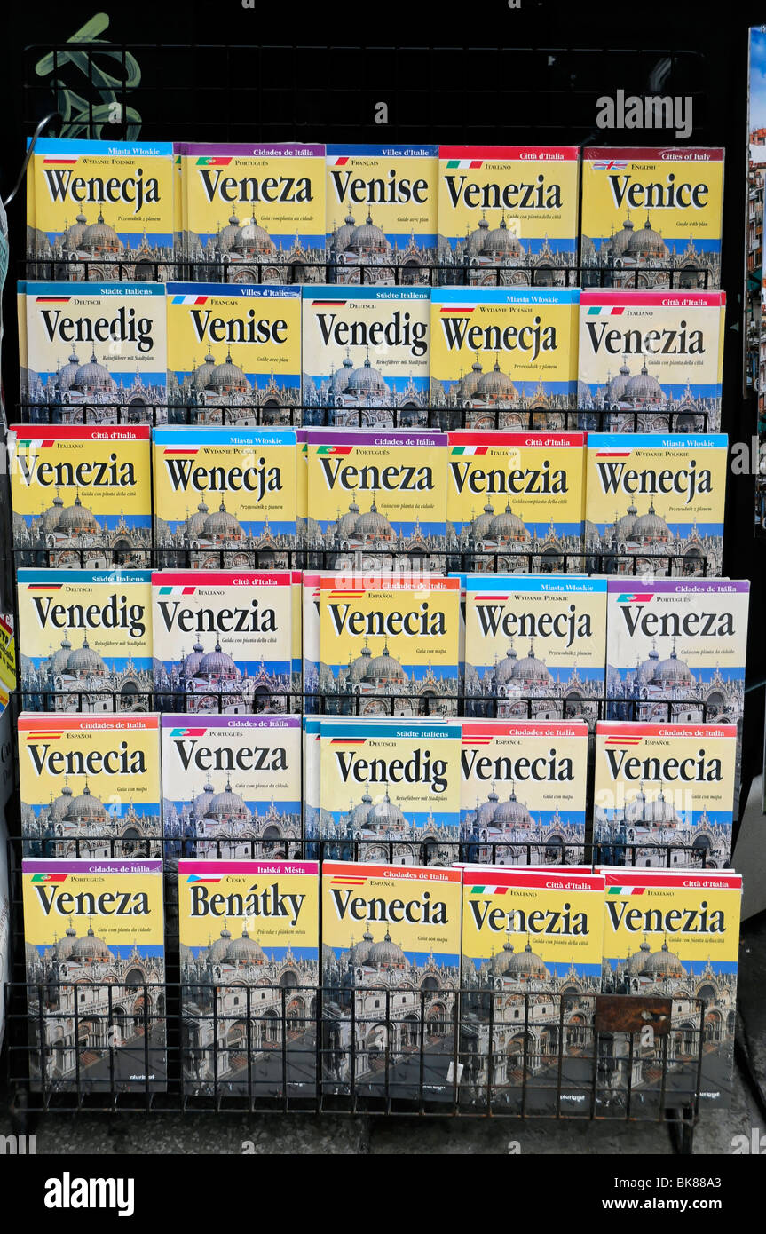 Different languages hi-res stock photography and images - Alamy