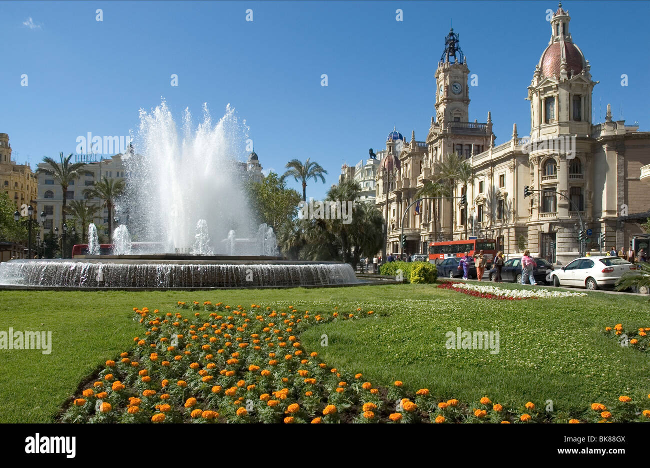 Plaza del ayuntamiento hi-res stock photography and images - Alamy