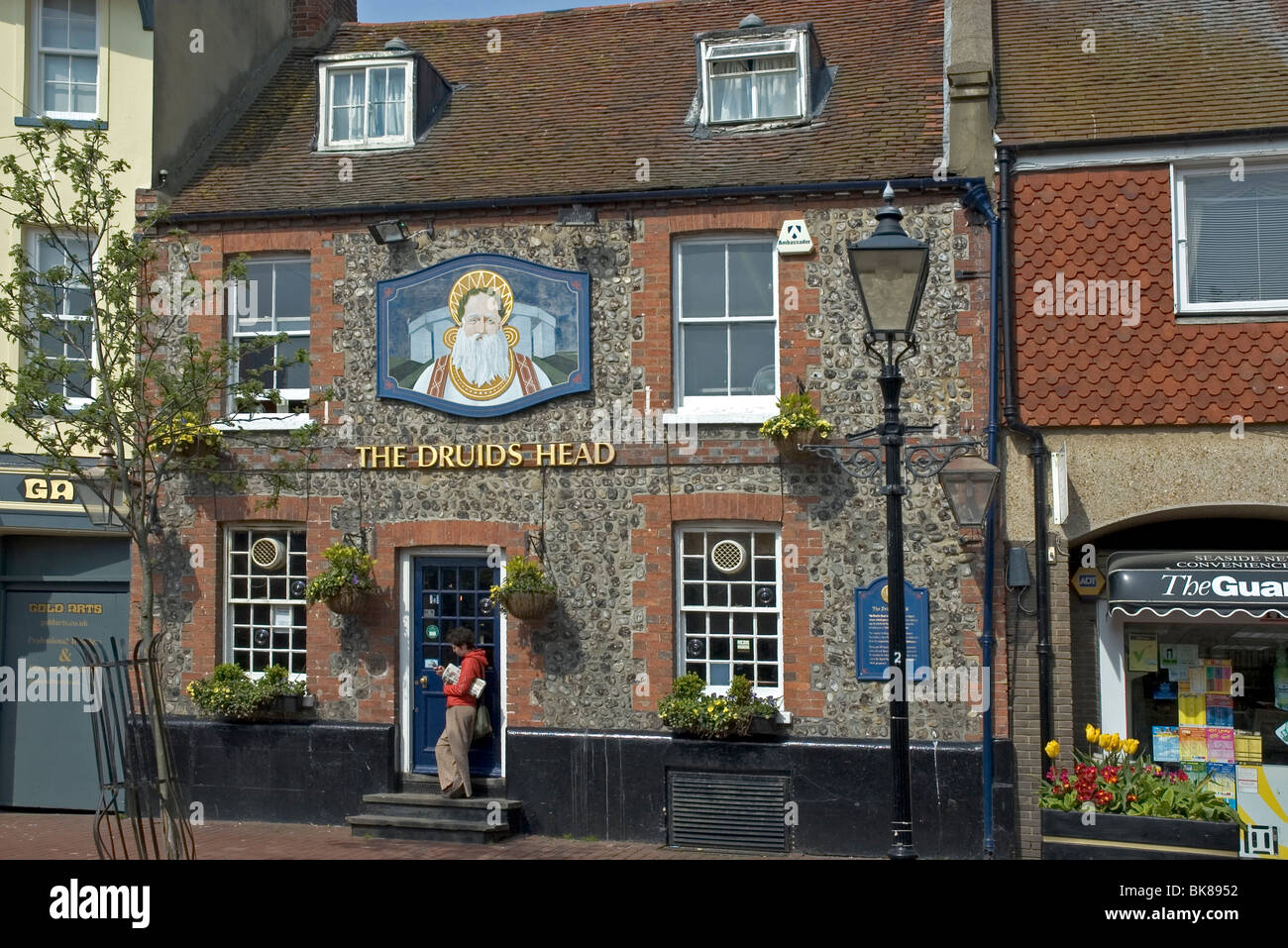 Sussex pub exterior hi-res stock photography and images - Alamy
