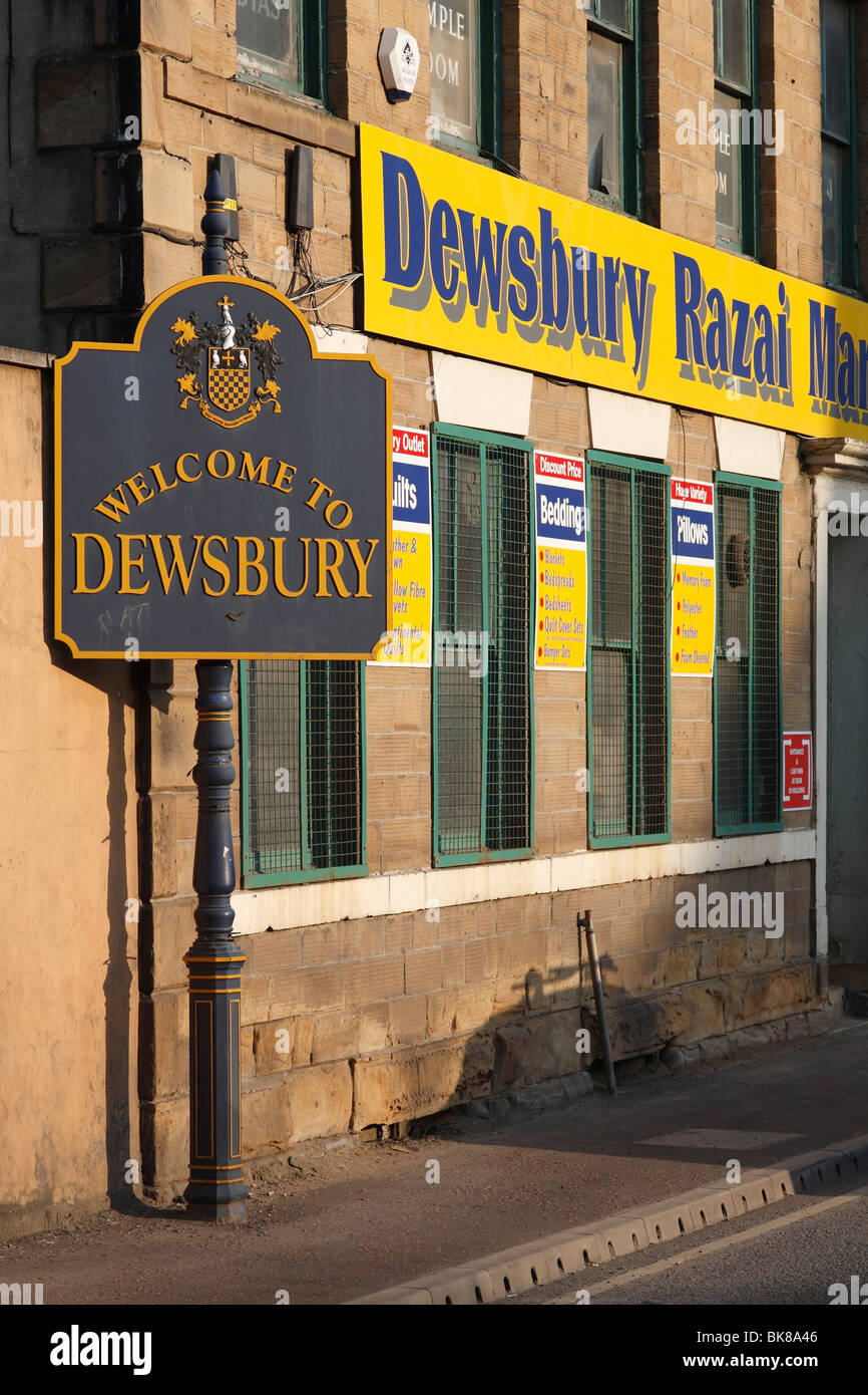 Dewsbury sign hi-res stock photography and images - Alamy