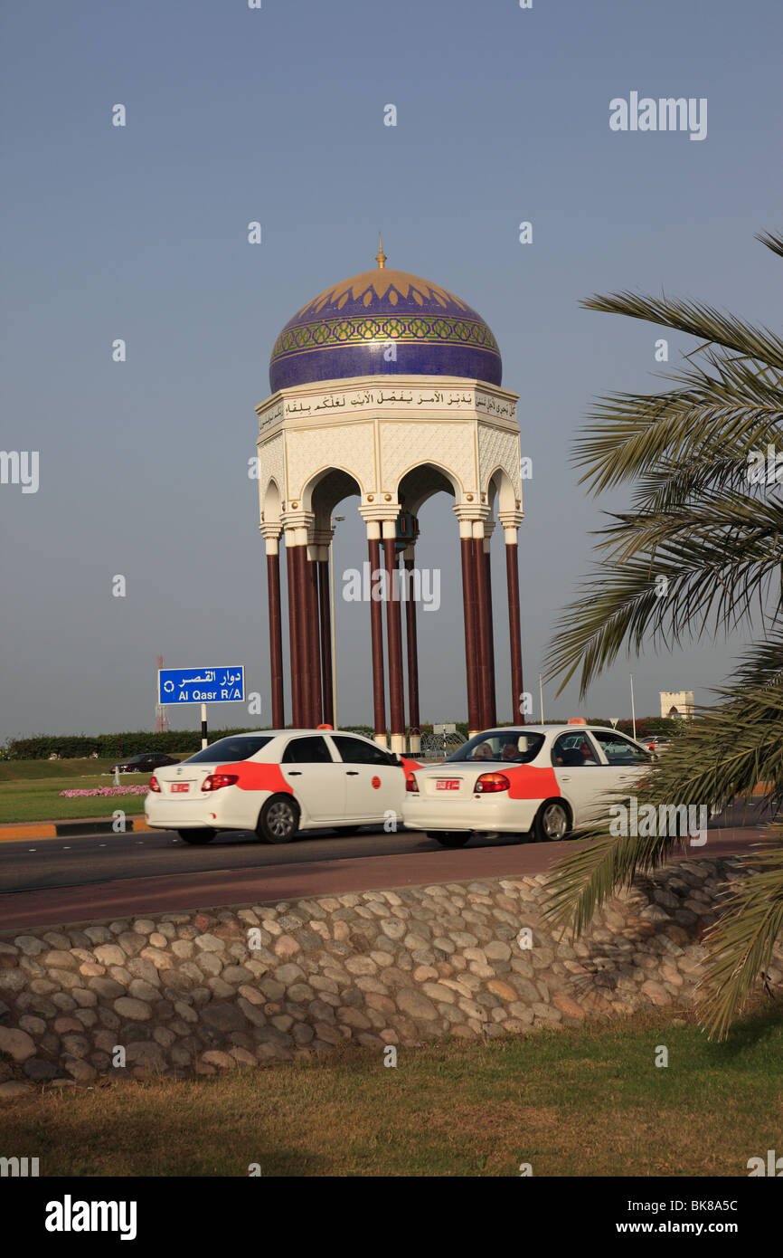 Oman sultanate muscat roundabout hi-res stock photography and images ...