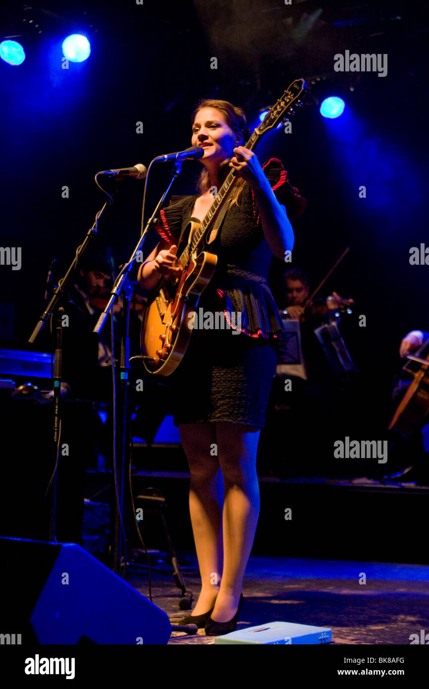The Swiss singer-songwriter Priska Zemp aka Heidi Happy live in the ...