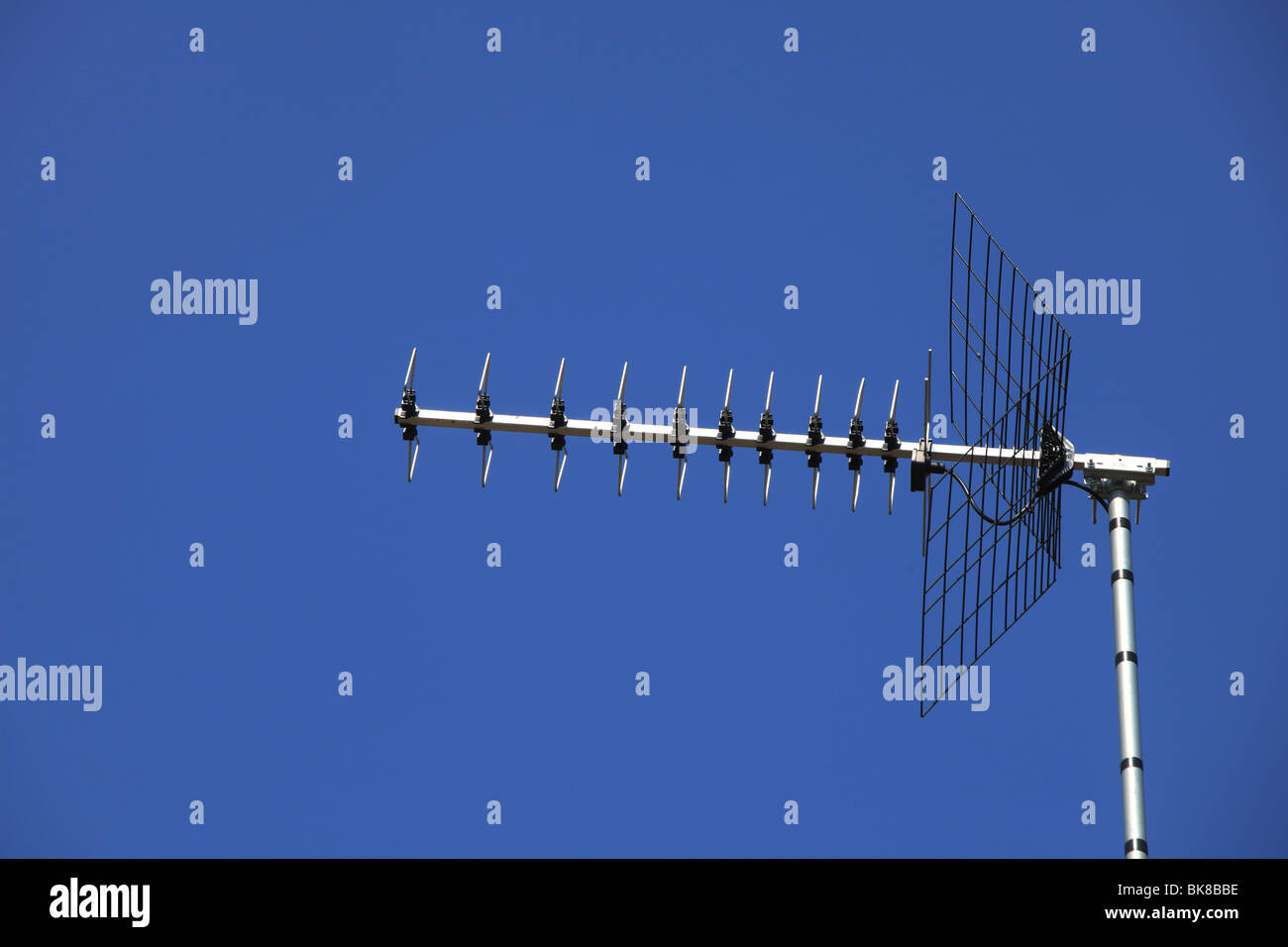 Radio aerial hi-res stock photography and images - Alamy