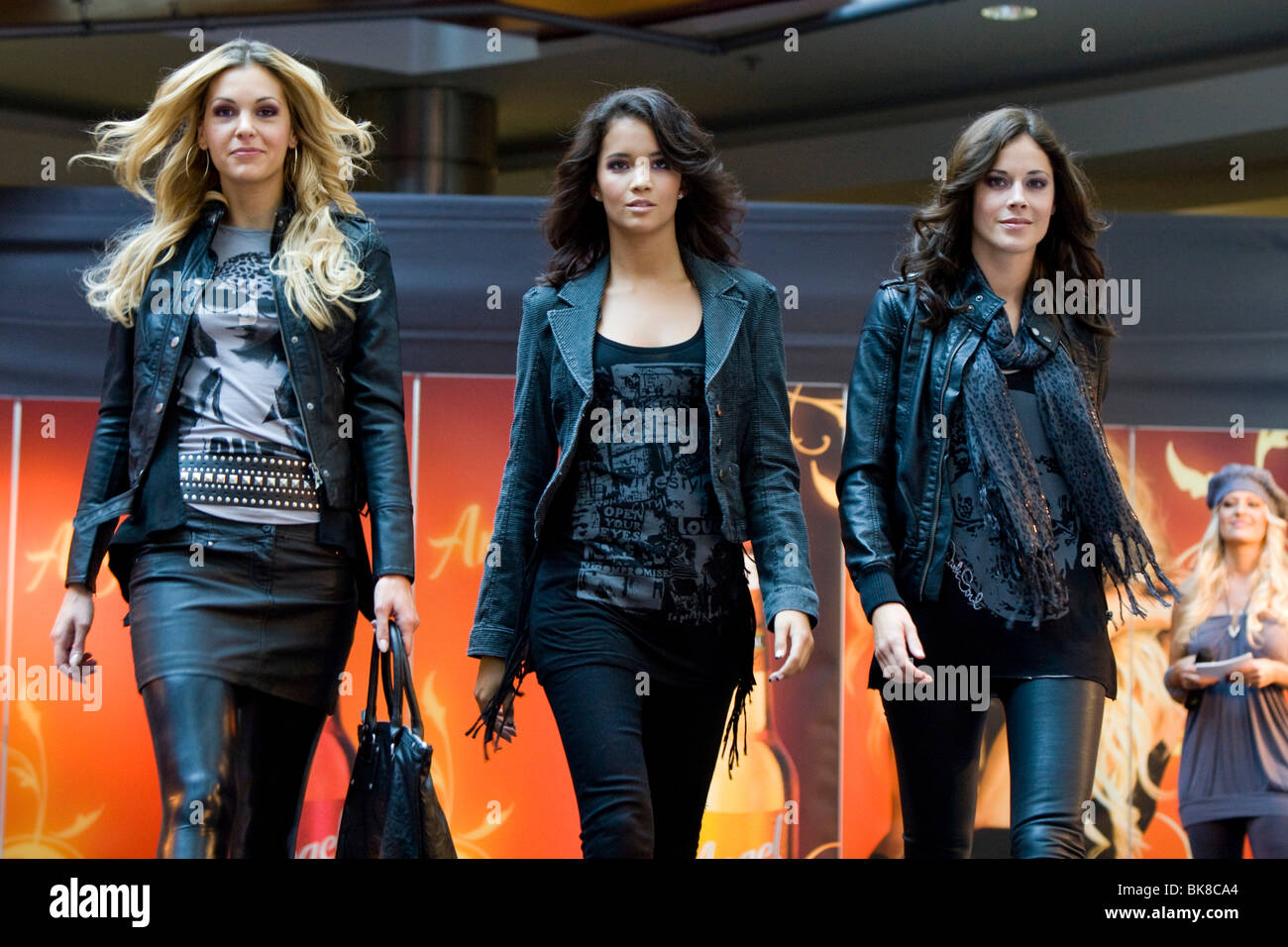 Angel by Cardinal Fashion Show with Whitney Toyloy, Miss Switzerland ...