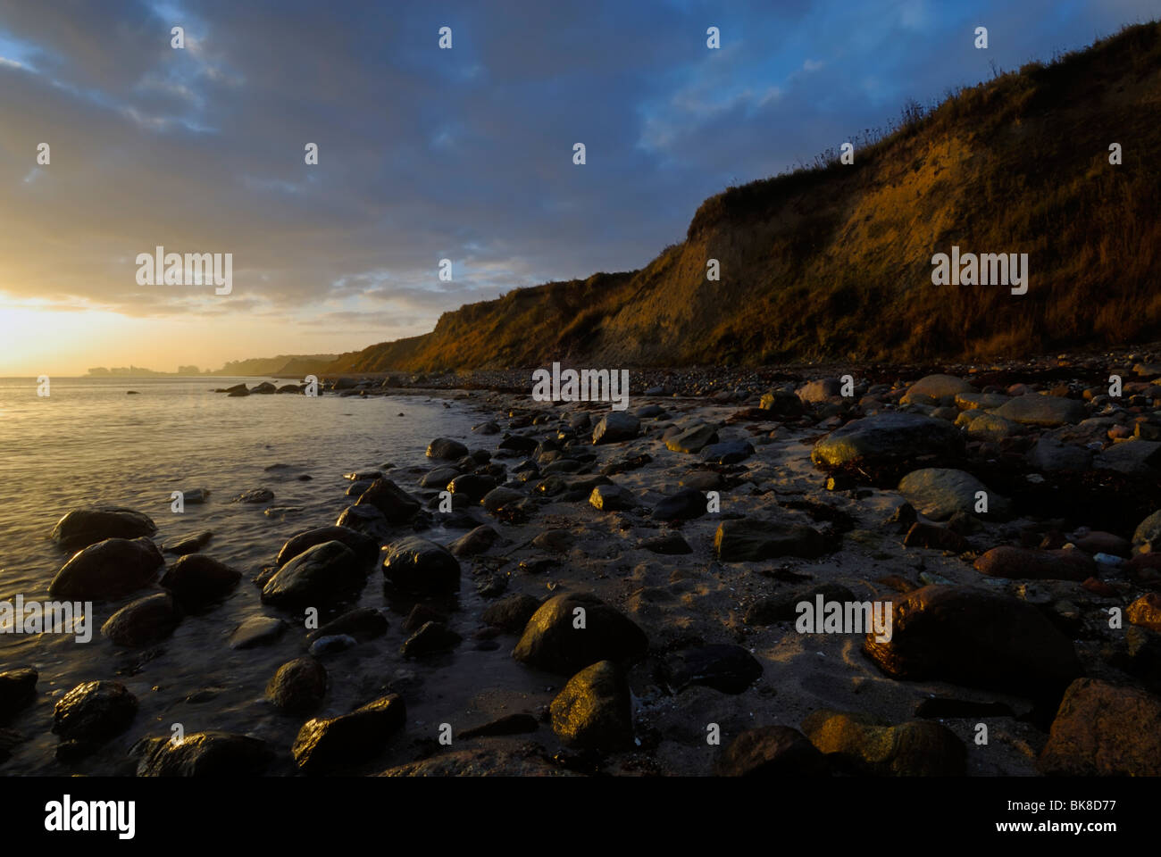 Morning mood at the sea, natural beach on Buelk Lighthouse, Kiel Bay ...