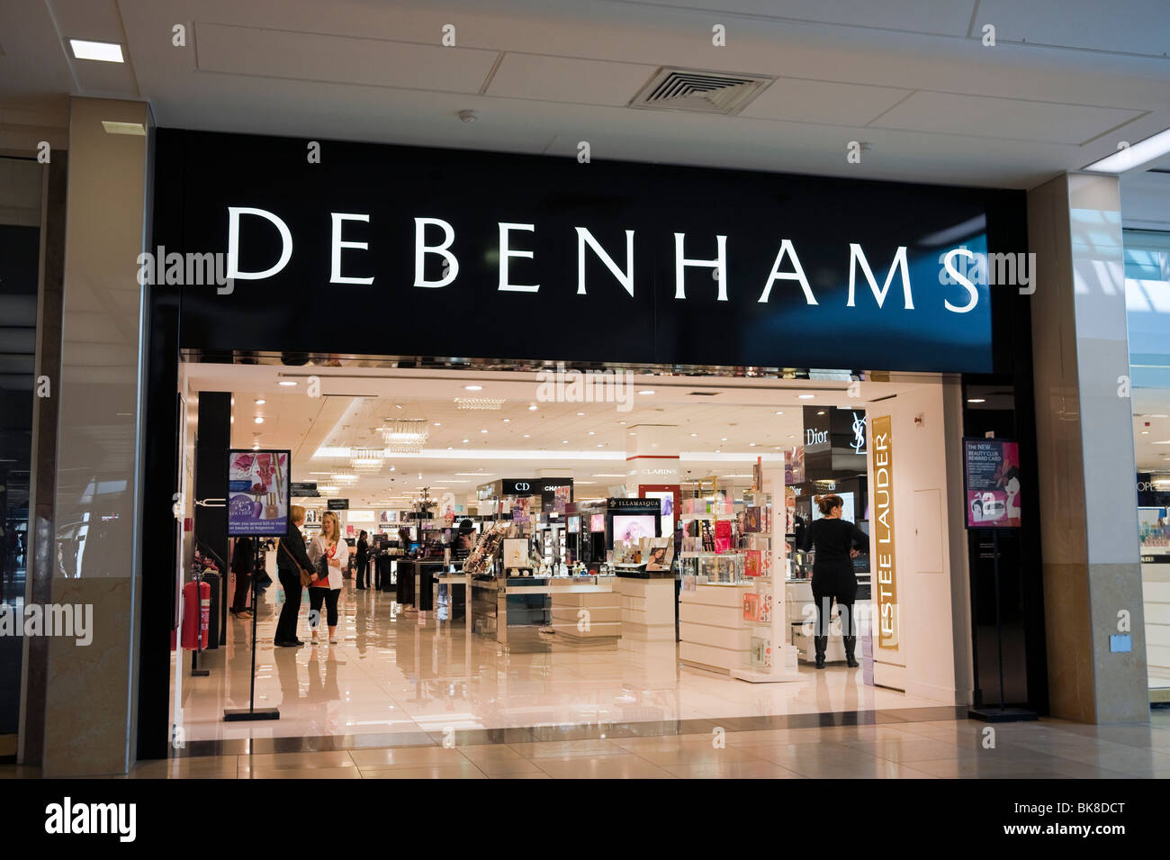 Debenhams Shop Store High Resolution Stock Photography and Images - Alamy