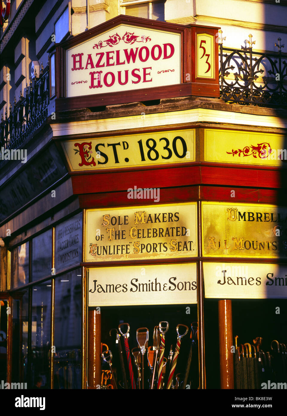 London old shops hi-res stock photography and images - Alamy