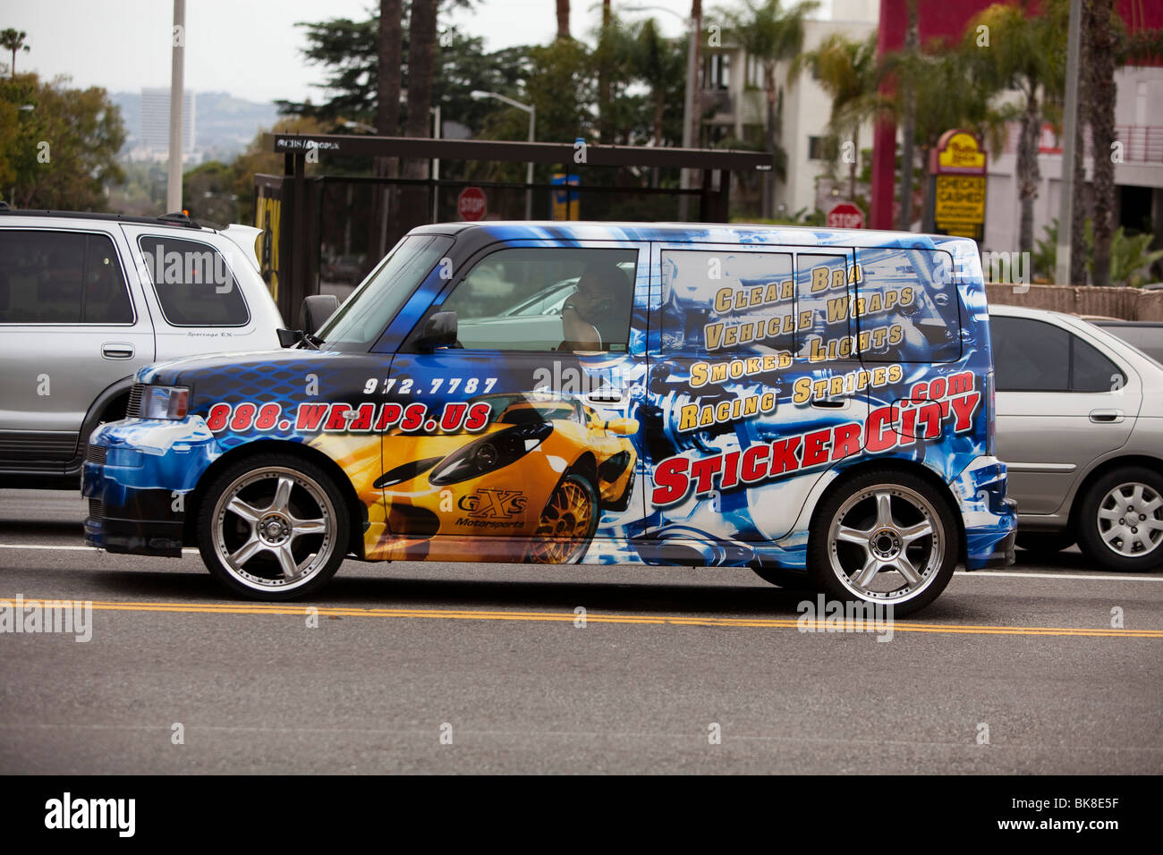 Car advertising wrap hi-res stock photography and images - Alamy