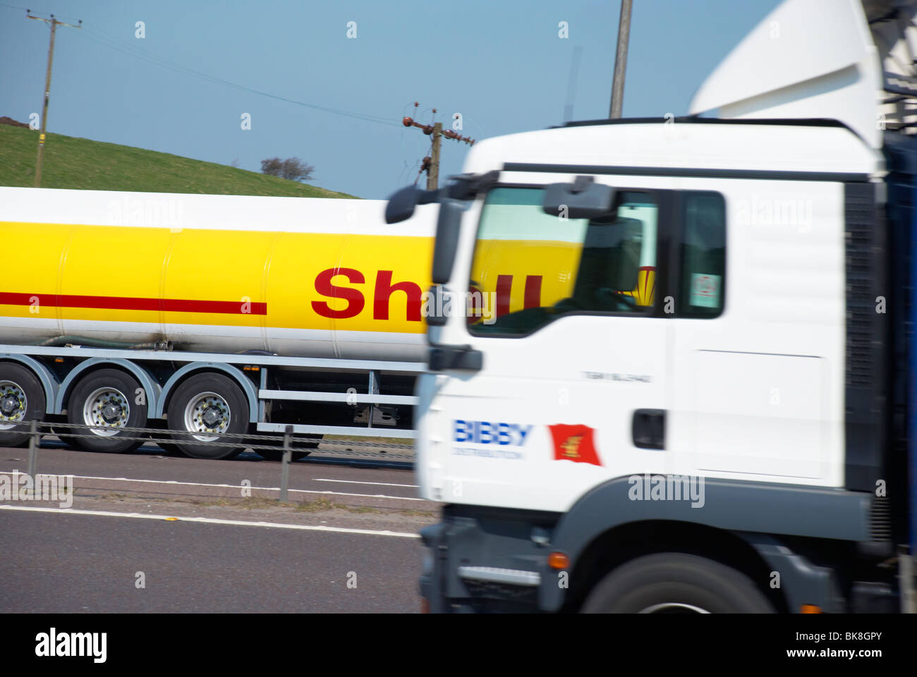 Shell petrol tanker on the M62 Stock Photo - Alamy
