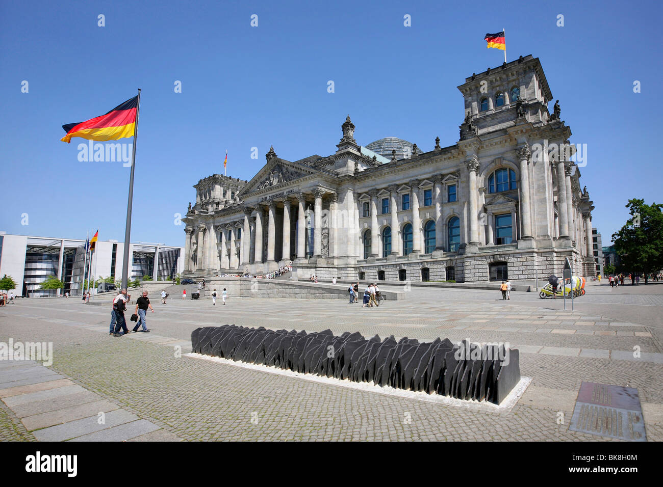 Memorial at the Reichstag parliament in Berlin, Germany, Europe Stock ...