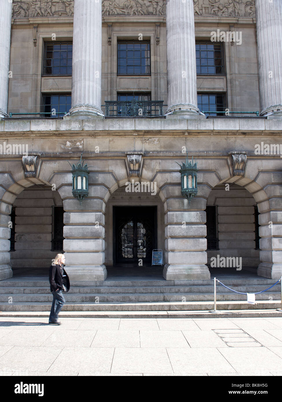 Nottinghams town hall hi-res stock photography and images - Alamy
