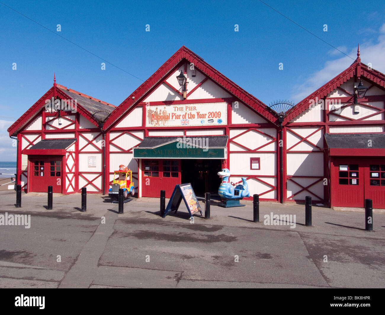 Saltburn Pier, National Pier of the Year 2009 by the executive ...