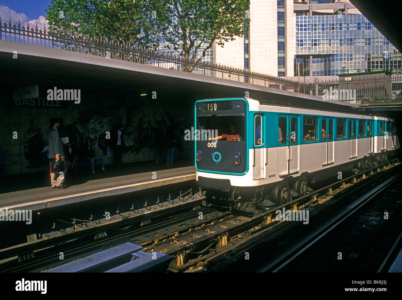Parisian metro network hi-res stock photography and images - Alamy