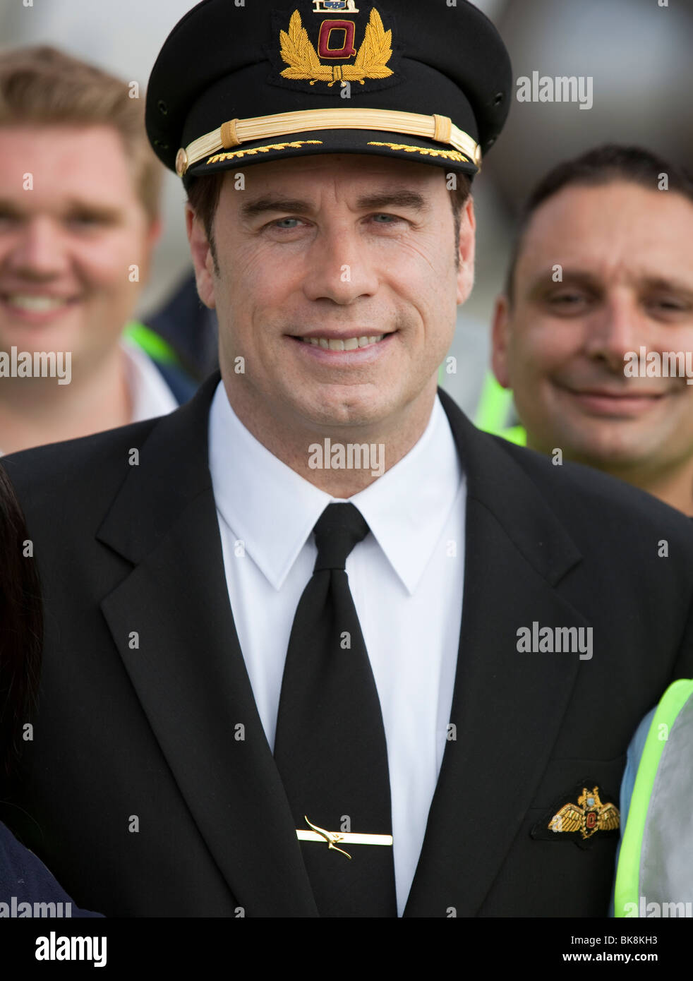 Qantas uniform hi-res stock photography and images - Alamy