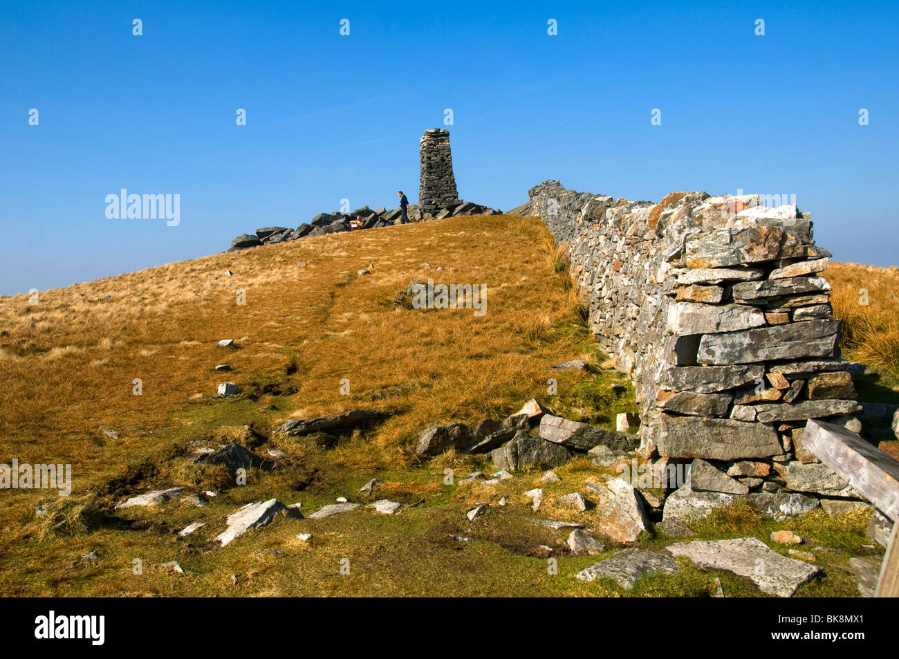 The summit cairn on Mynydd Tal-y-mignedd, Nantlle Ridge, Snowdonia ...
