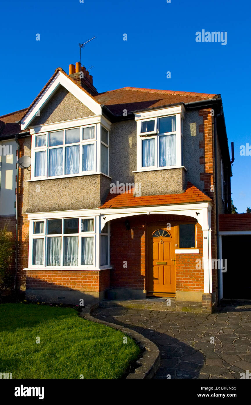 Detatched house hi-res stock photography and images - Alamy