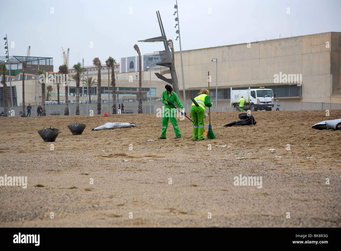 Beach cleaning rake hi-res stock photography and images - Alamy