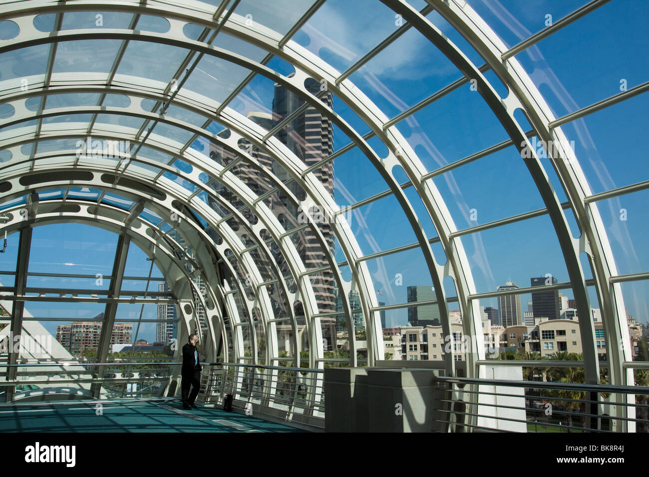 Curved atrium hi-res stock photography and images - Alamy