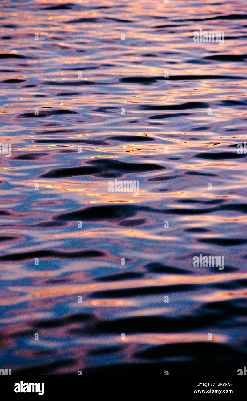 Water ripple detail sunset hi-res stock photography and images - Alamy